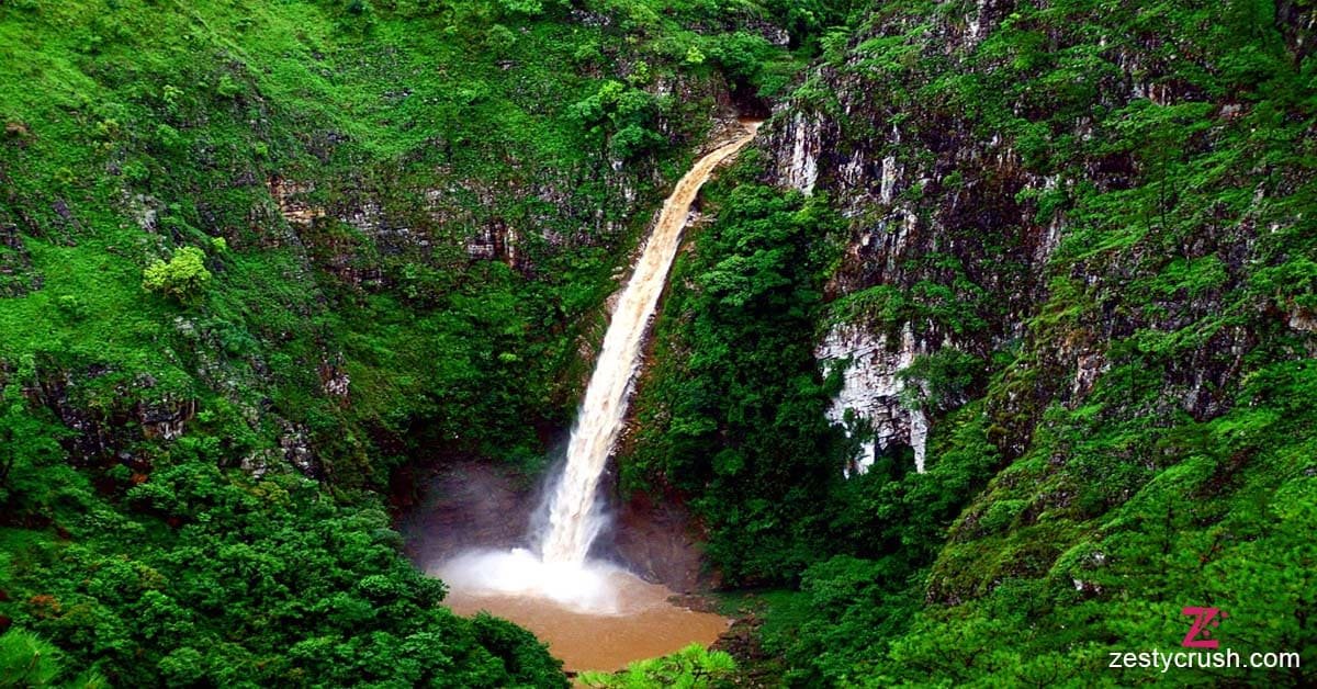 10 Superb Waterfalls in Meghalaya You Must Visit